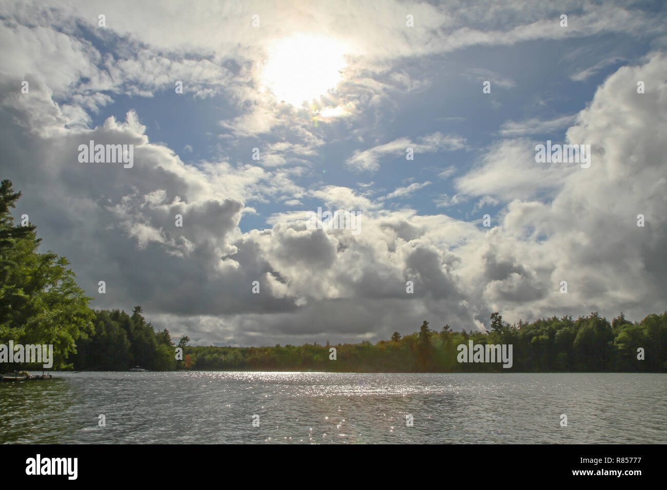 Clouds sun lake hi-res stock photography and images - Alamy