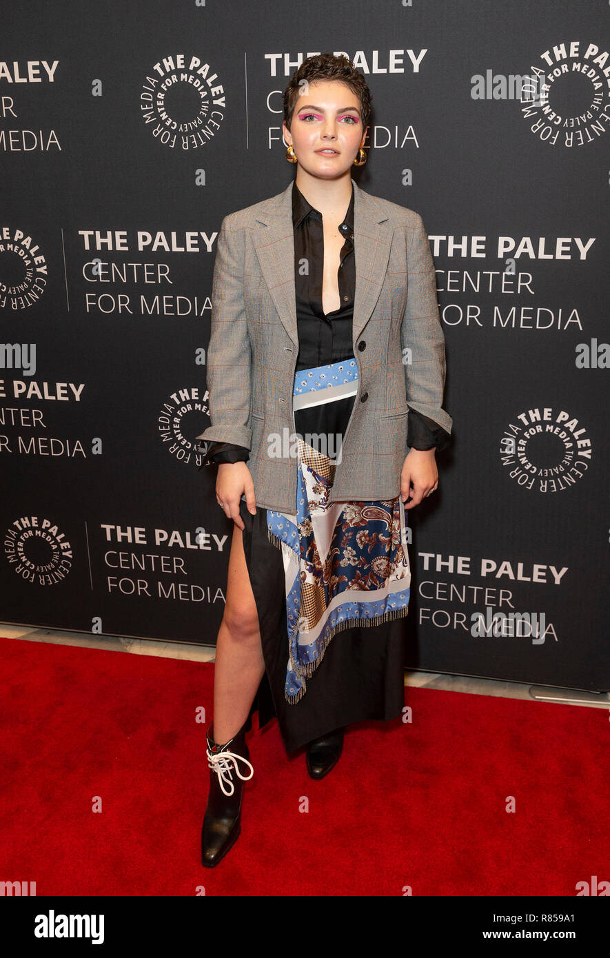 Camren bicondova hi-res stock photography and images - Alamy