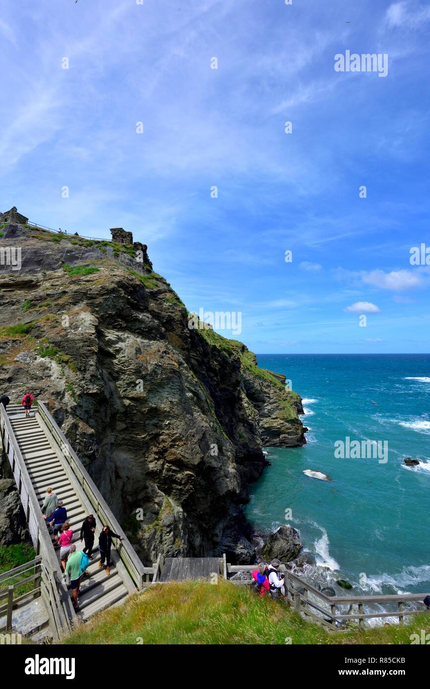 Wooden bridge leading to Tintagel castle,Island Peninsula,Cornwall ...