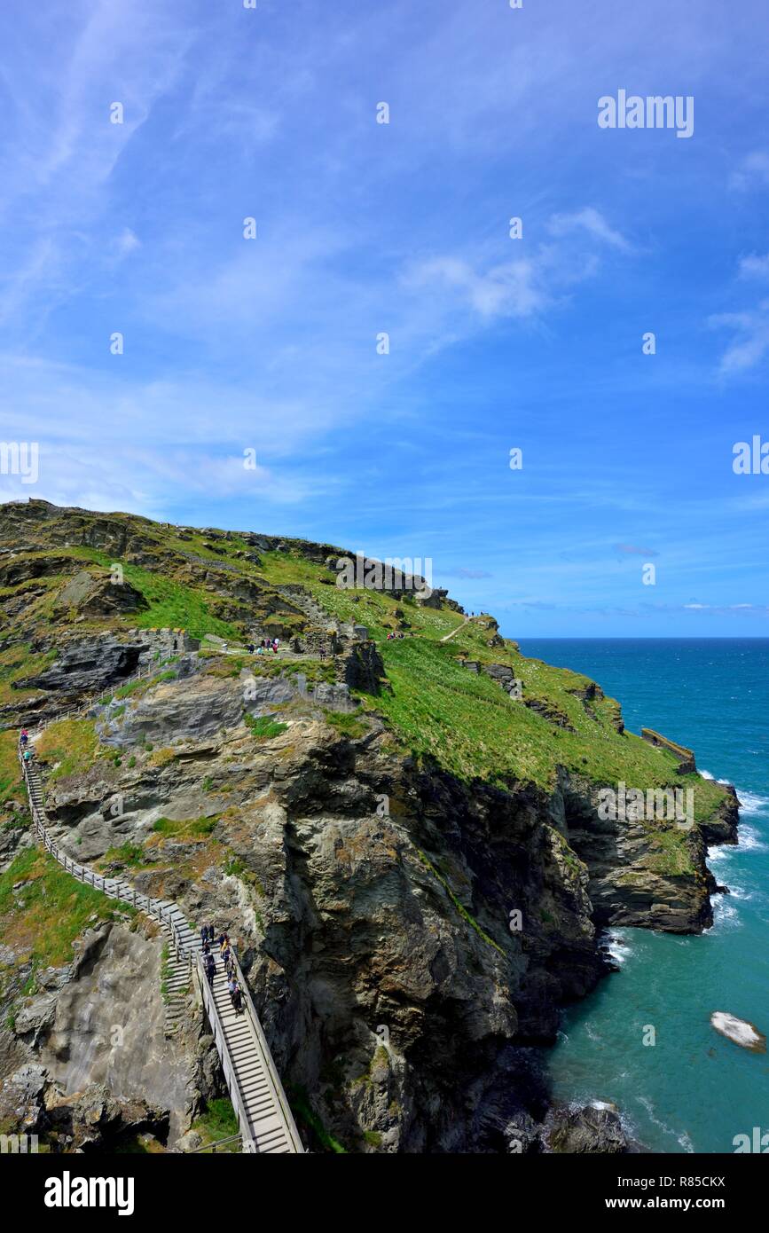 Wooden bridge leading to Tintagel castle,Island Peninsula,Cornwall ...