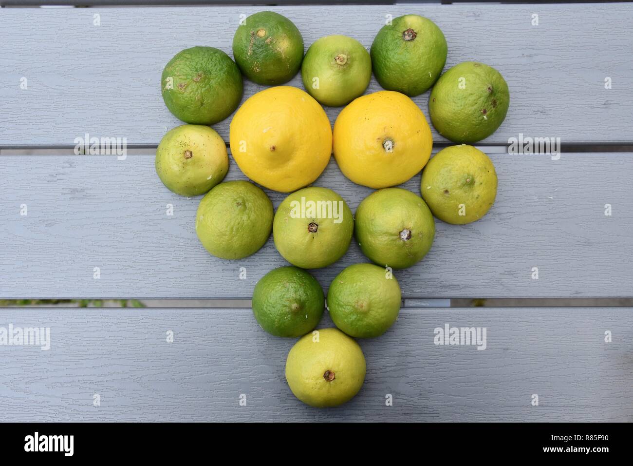 Lemon juice heart hi-res stock photography and images - Alamy