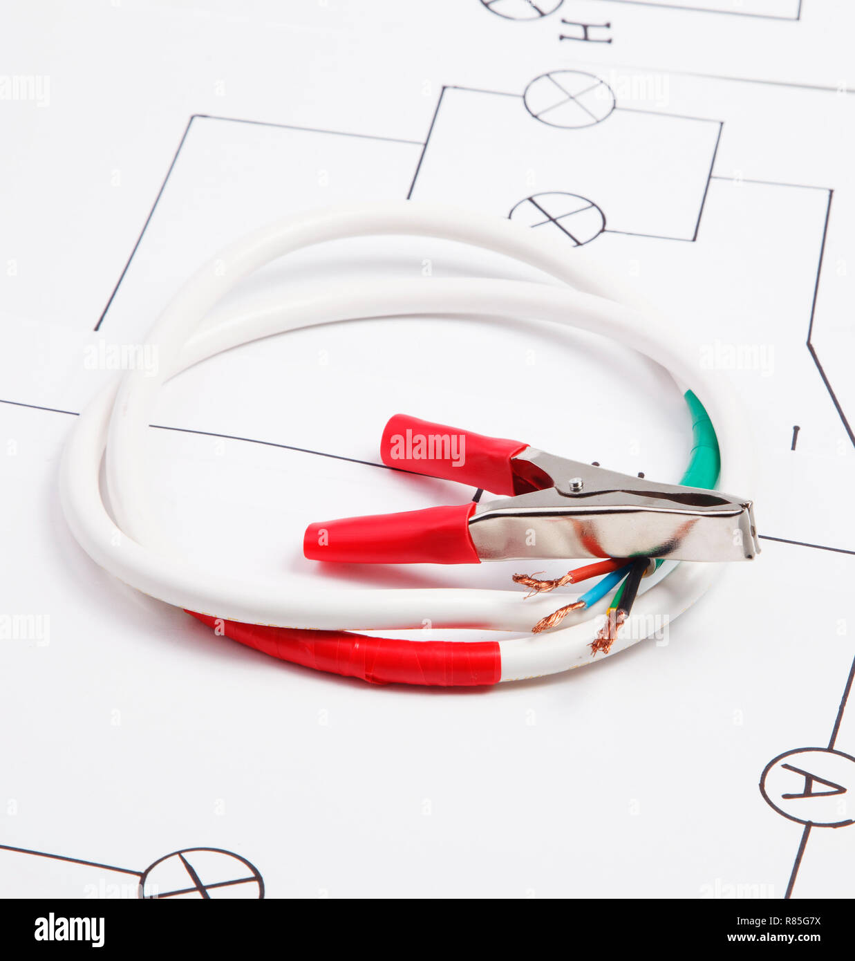 Cable clamps hi-res stock photography and images - Alamy