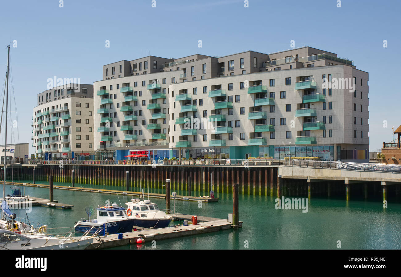 Buildings under the sea hi-res stock photography and images - Alamy