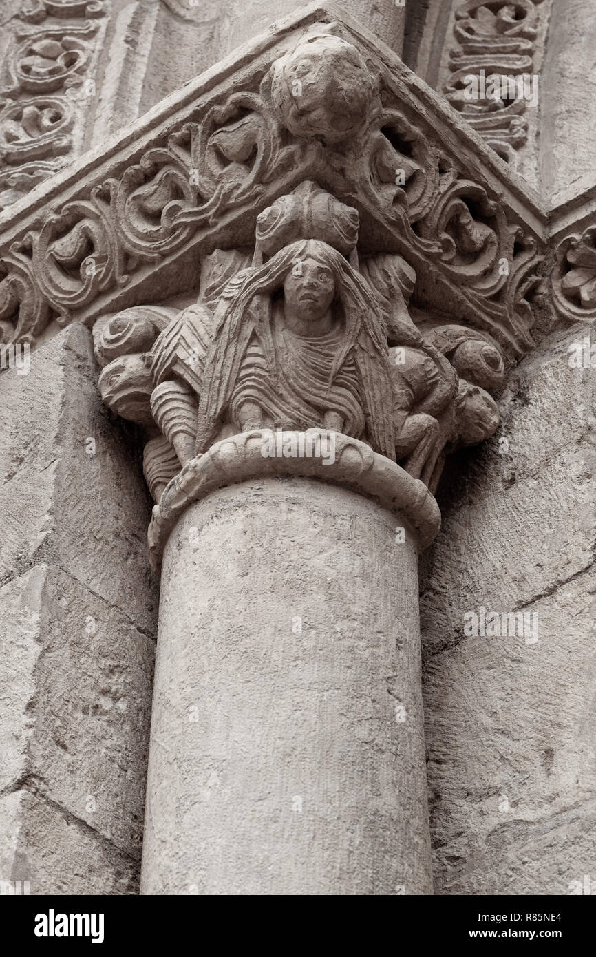 Basilica san isidoro de leon hi-res stock photography and images - Alamy