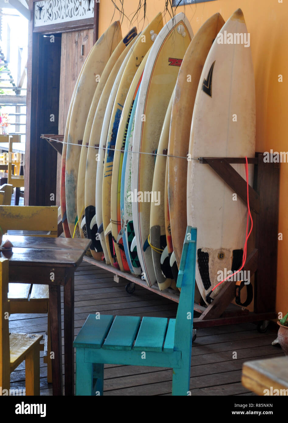 Full rack hi-res stock photography and images - Alamy