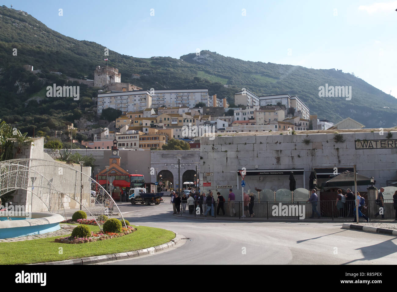 Ships at historic gibraltar hi-res stock photography and images - Alamy