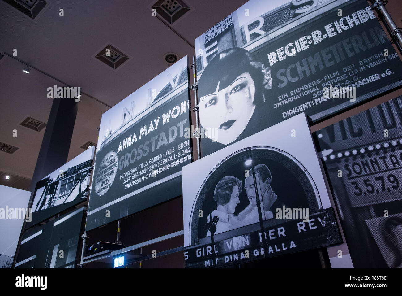 Weimarer republik hi-res stock photography and images - Alamy