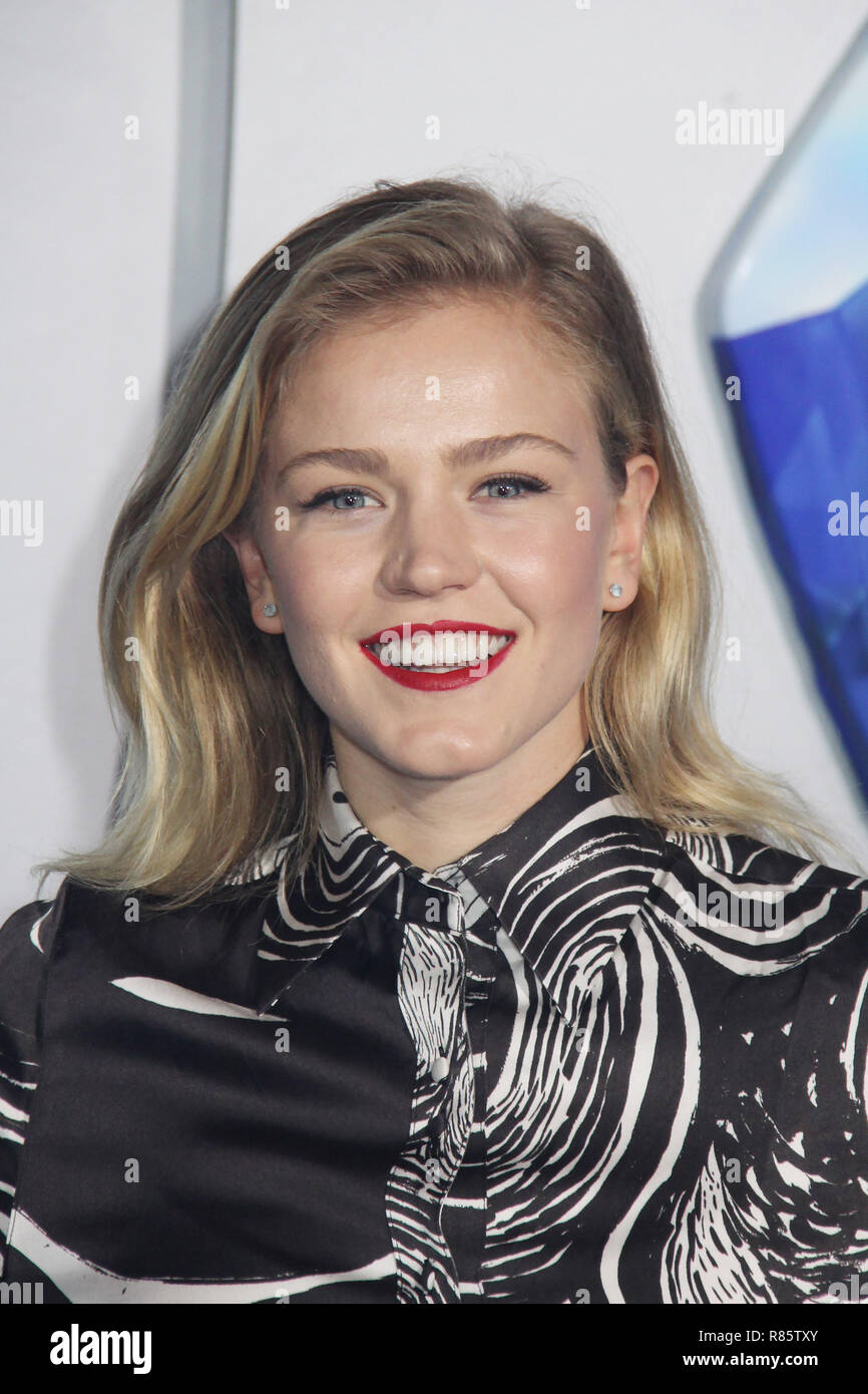 Sophia forrest hi-res stock photography and images - Alamy