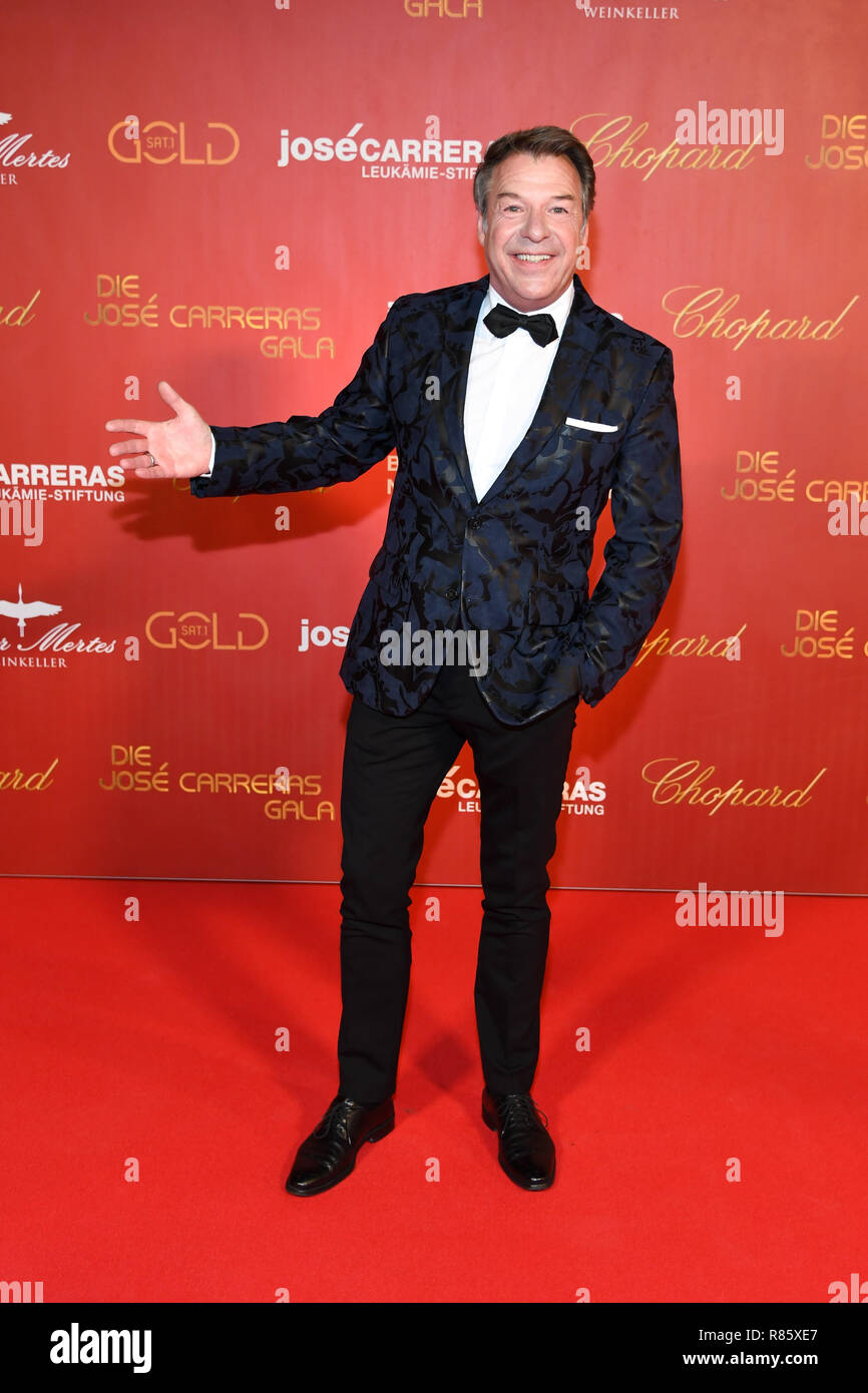 12 December 2018, Bavaria, München: Patrick Lindner, singer, is coming ...