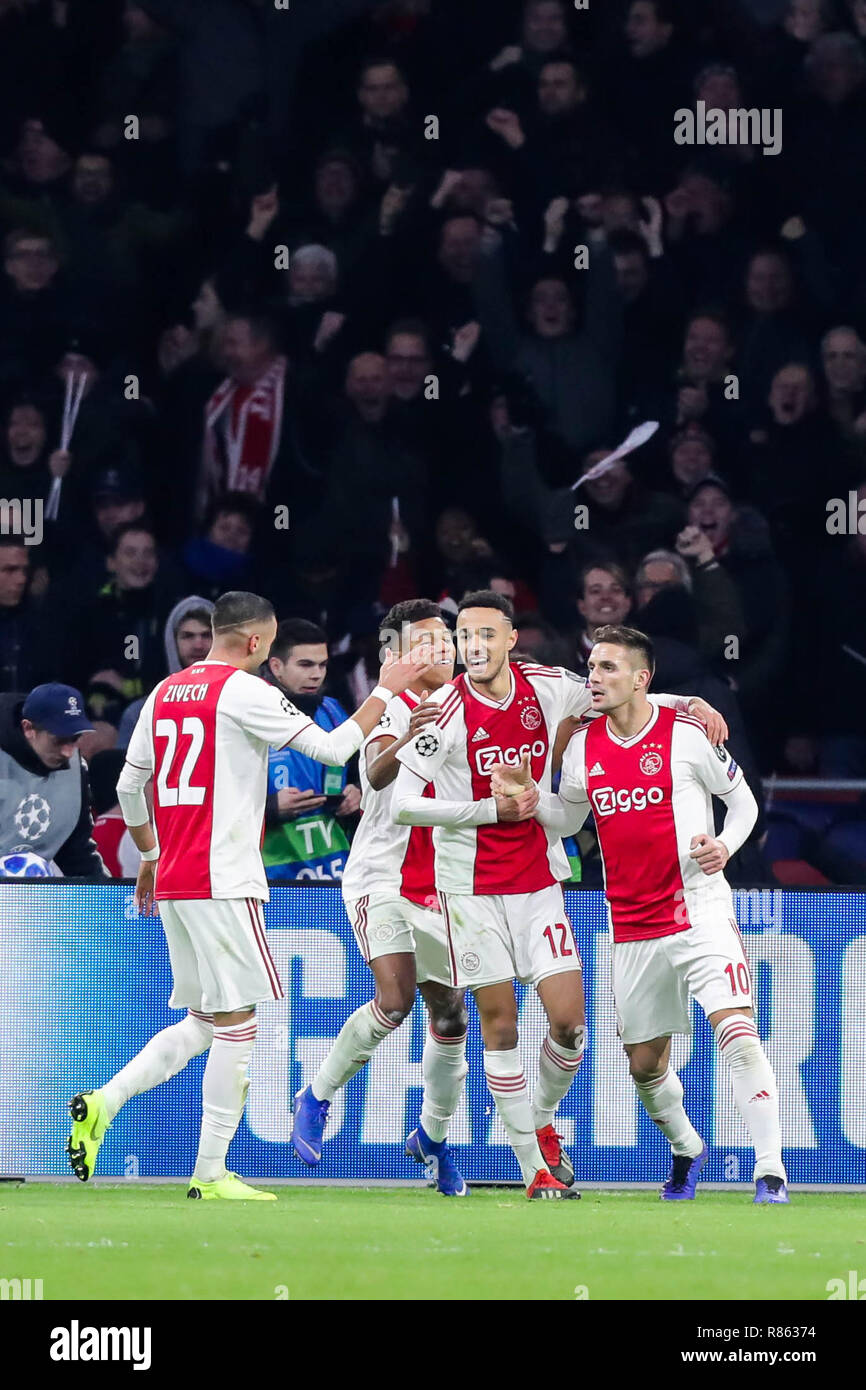 Ajax goal tadic hi-res stock photography and images - Alamy