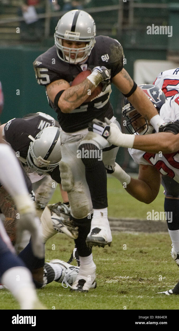 Oakland, California, USA. 21st Dec, 2008. Oakland Raiders running back ...