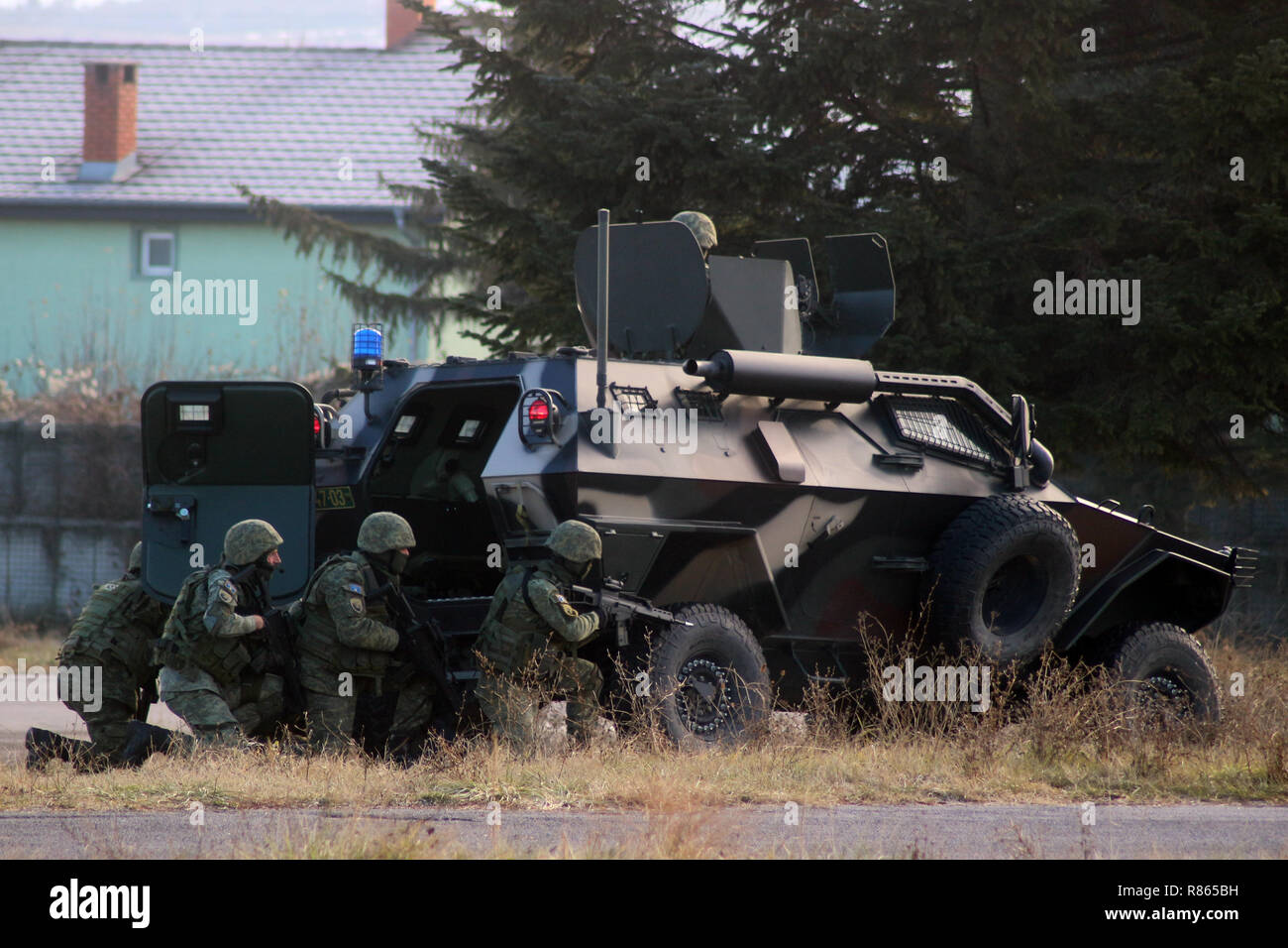Kosovo force exercise hi-res stock photography and images - Alamy
