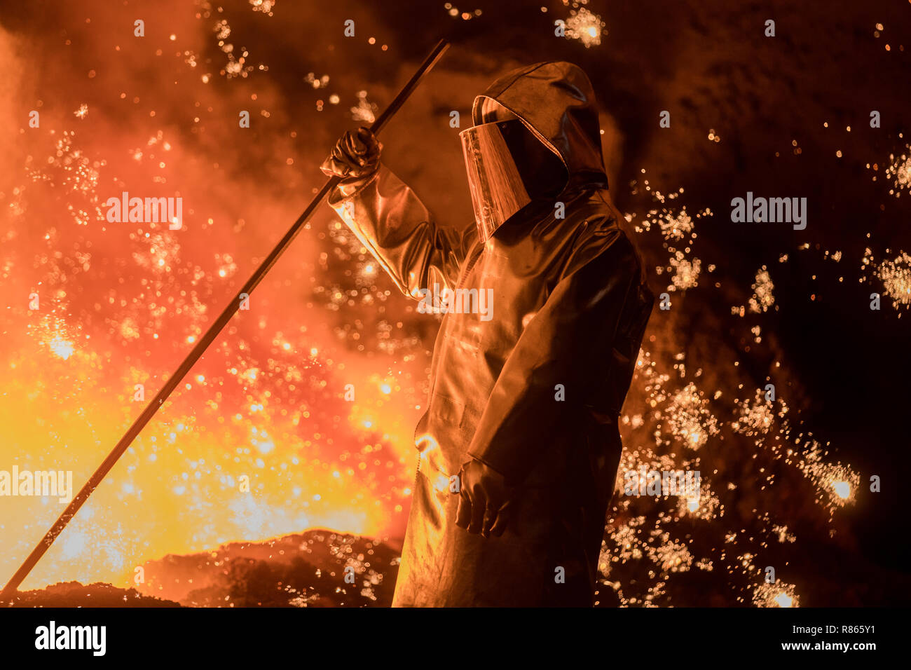 Duisburg, Germany. 11th Dec, 2018. A blast furnace operator is working ...