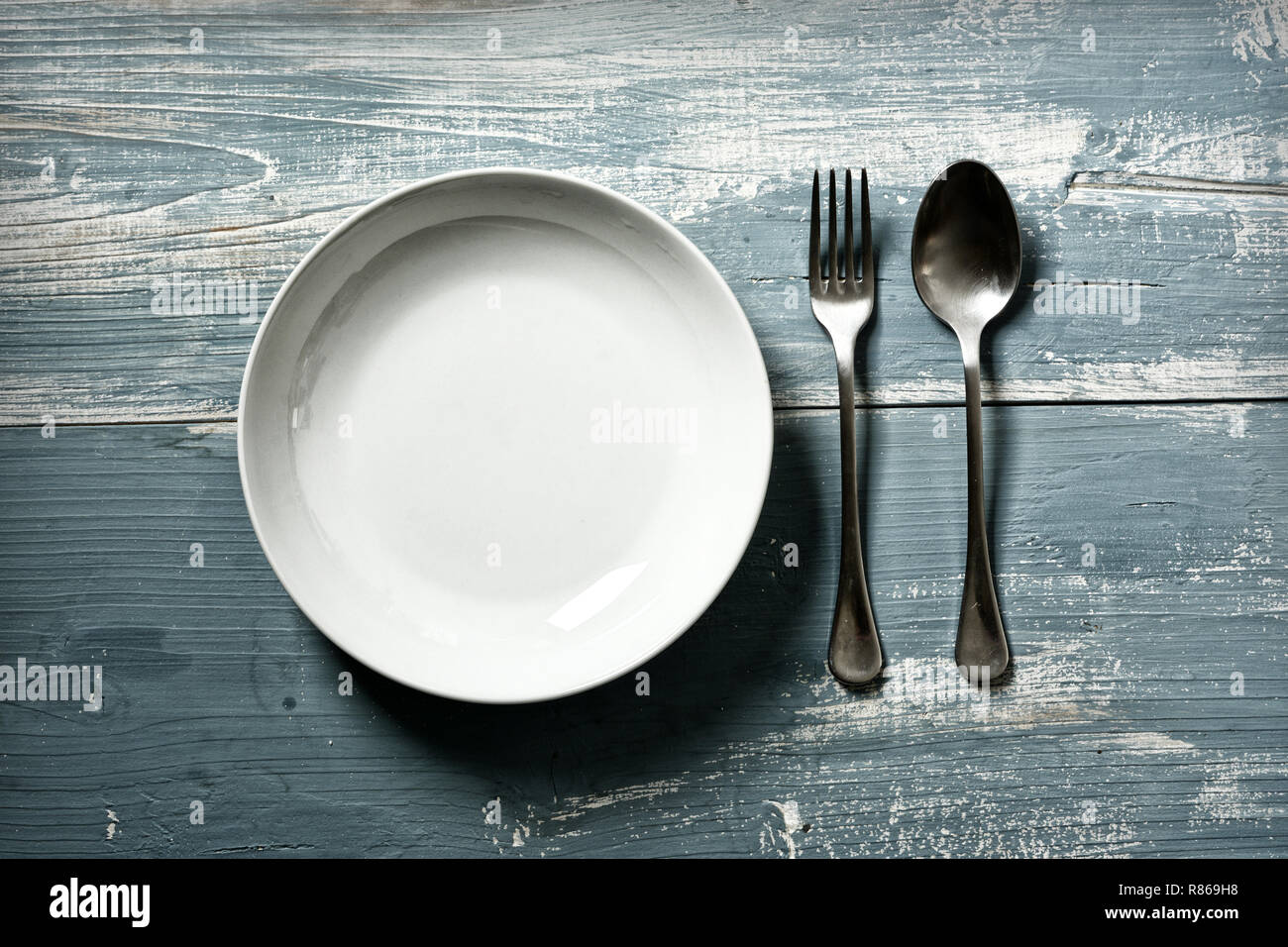 Empty dish hi-res stock photography and images - Alamy