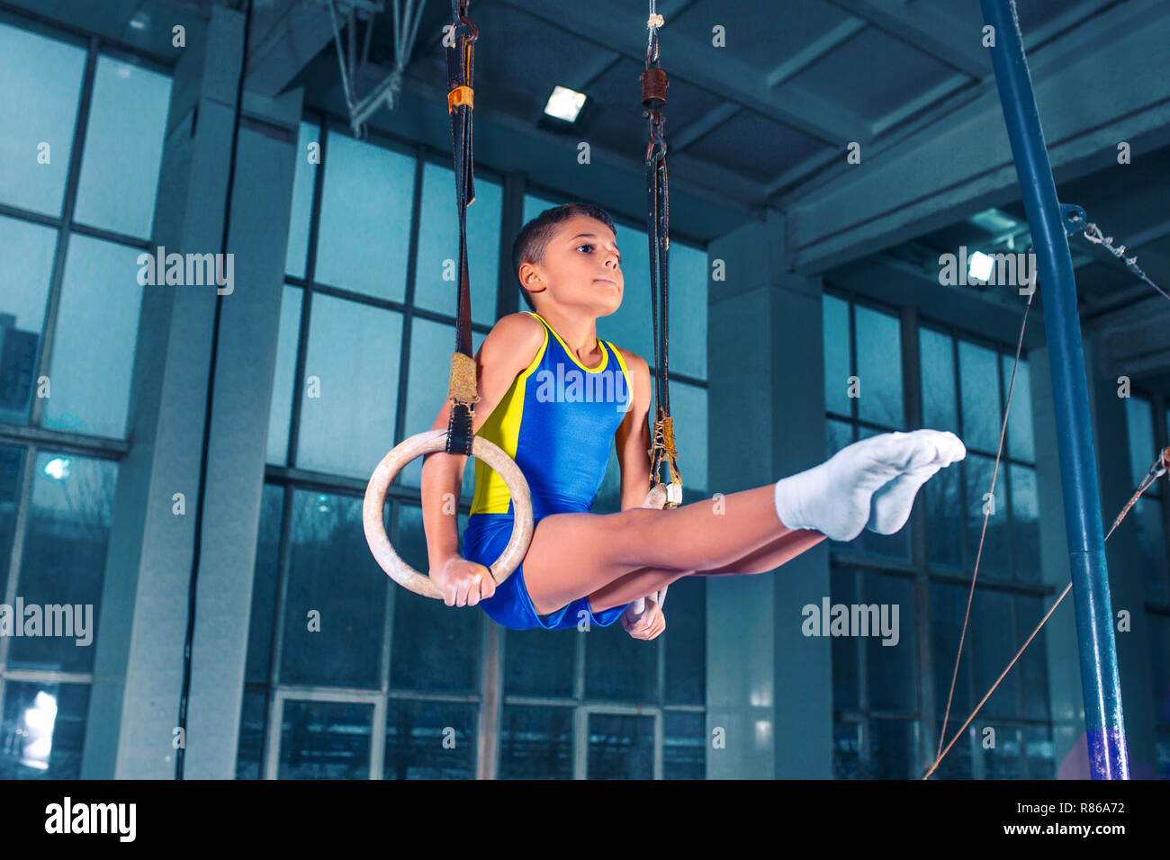 Luisita The Strongest Female Acrobat