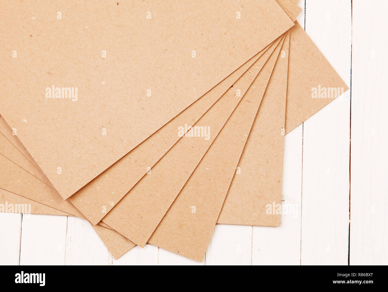 Pressed paper hi-res stock photography and images - Alamy