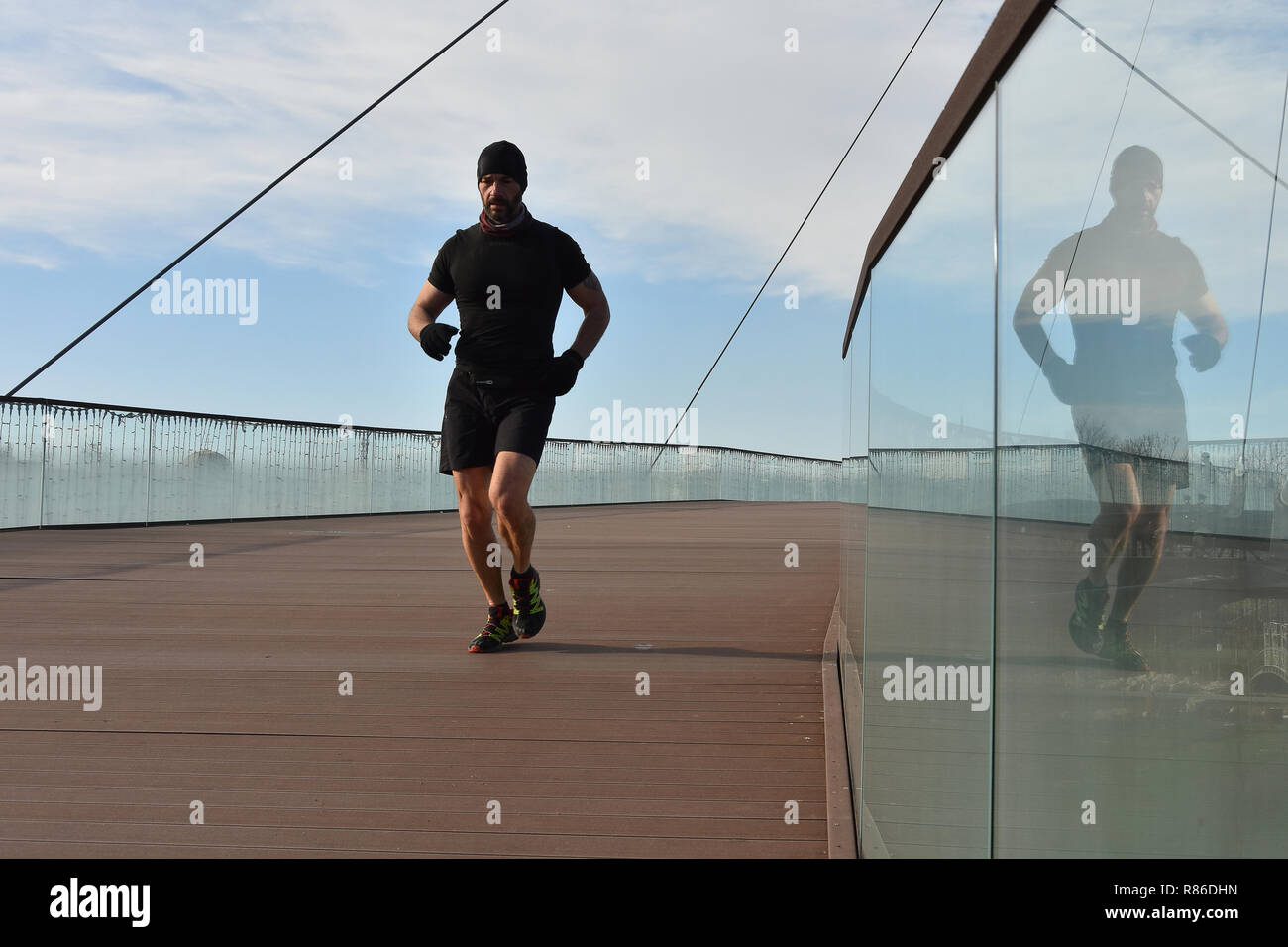 BUCHAREST, ROMANIA - DECEMBER8, 2018. Weekend workout on the suspension ...