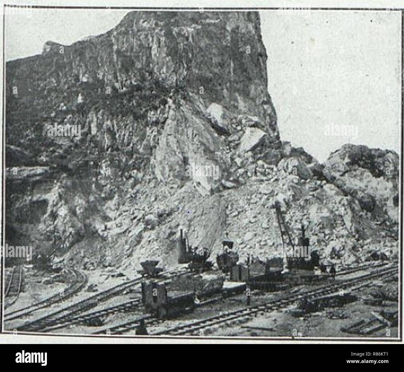 Benzu hi-res stock photography and images - Alamy