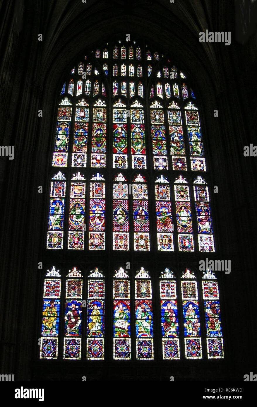 Canterbury Cathedral window at crossing Stock Photo - Alamy