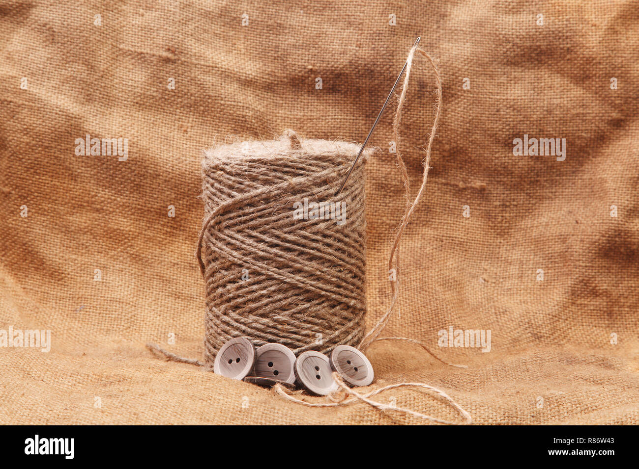 Cable needle hi-res stock photography and images - Alamy