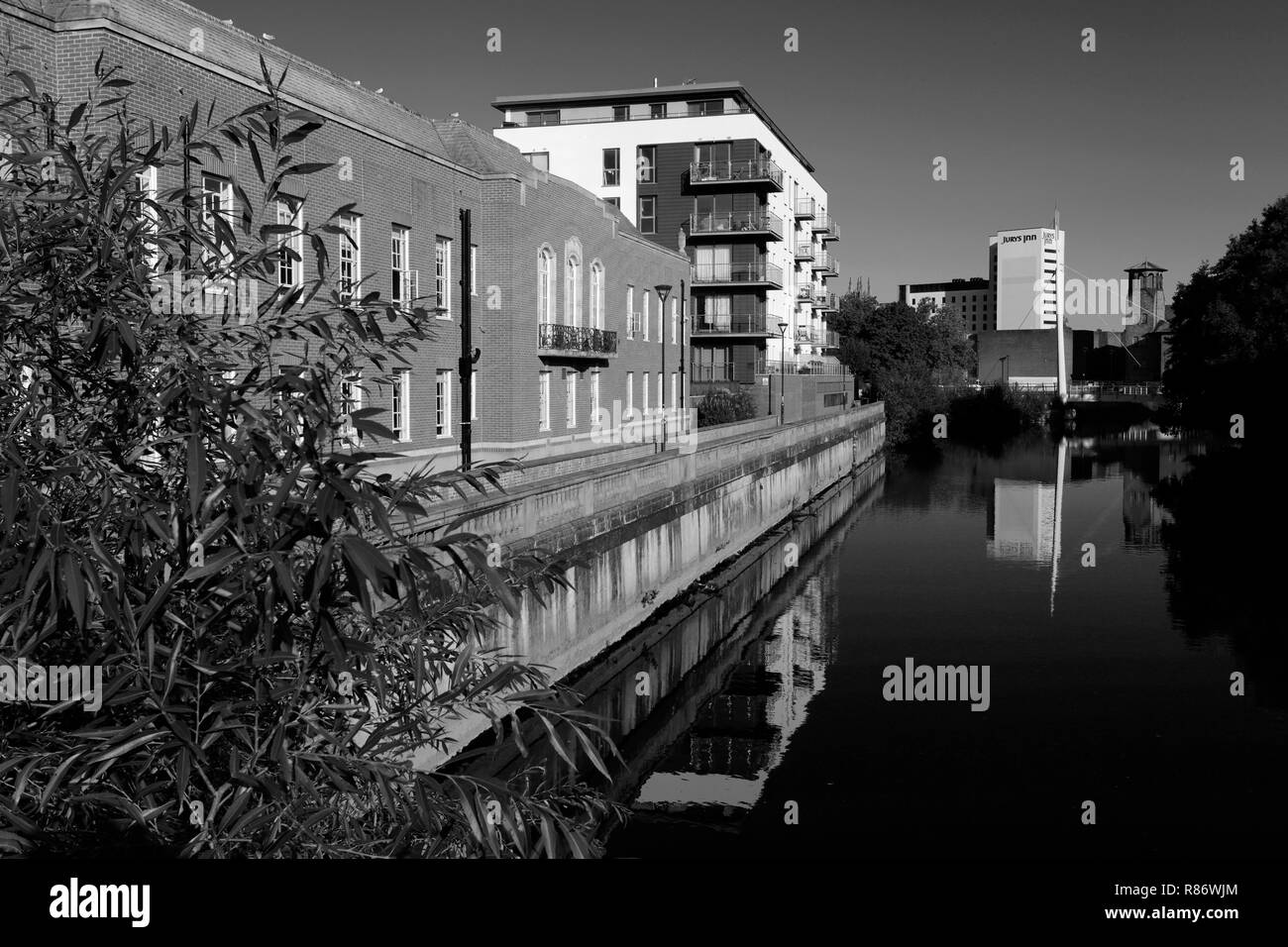 Buildings on the banks of the river Derwent, Derby City Centre ...