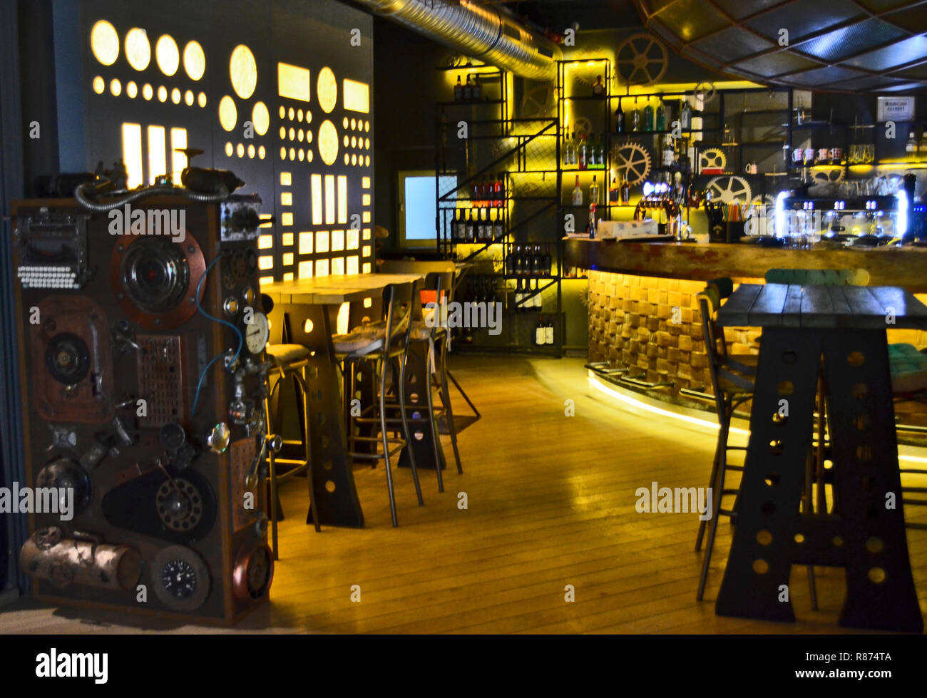 Steampunk restaurant and bar hi-res stock photography and images - Alamy