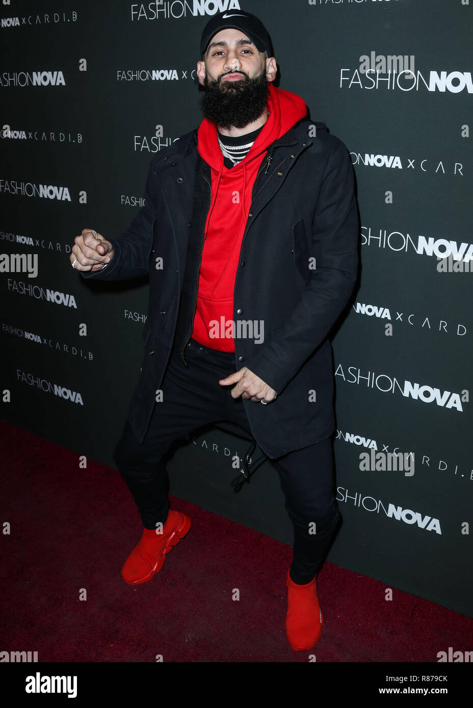 HOLLYWOOD, LOS ANGELES, CA, USA - NOVEMBER 14: Dan Rue at the Fashion ...