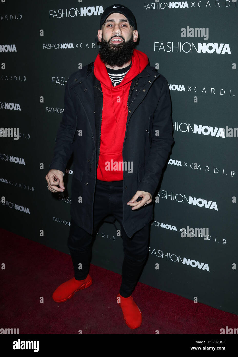 HOLLYWOOD, LOS ANGELES, CA, USA - NOVEMBER 14: Dan Rue at the Fashion ...