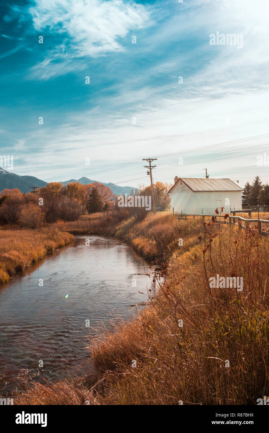 Nature in autom hi-res stock photography and images - Alamy