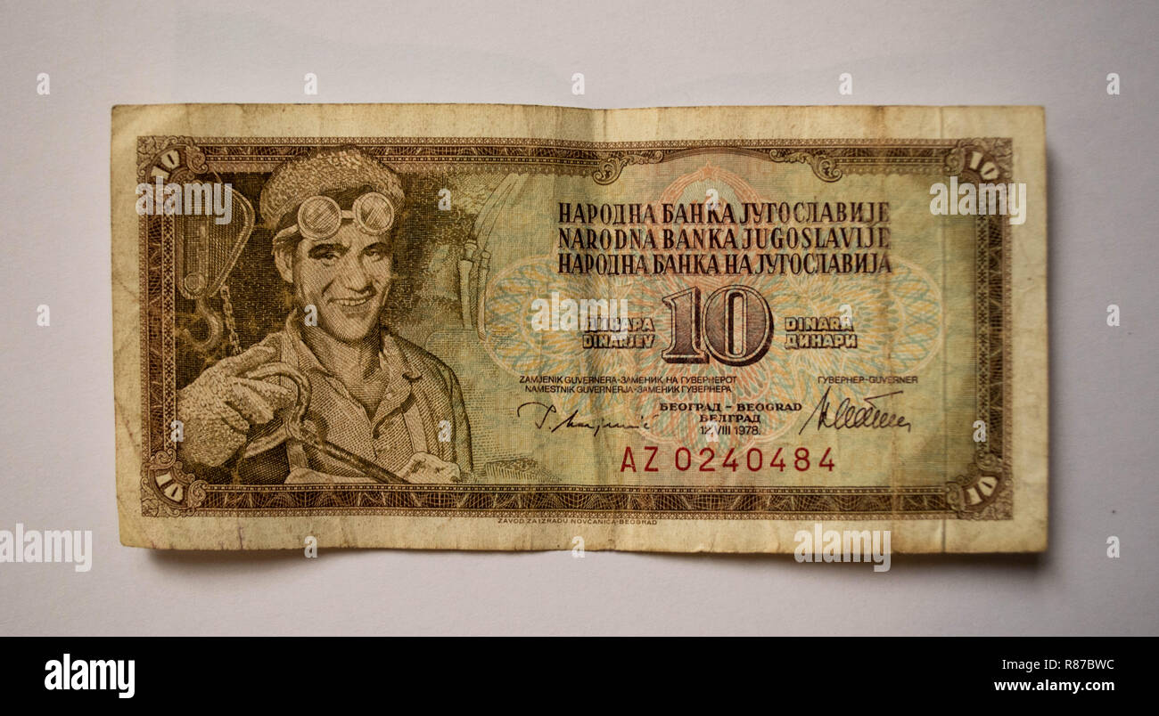 Old Yugoslavian banknotes Stock Photo - Alamy