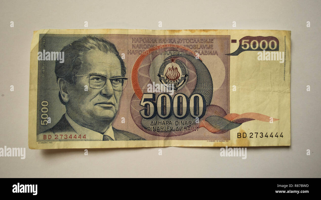 Old Yugoslavian banknotes Stock Photo - Alamy