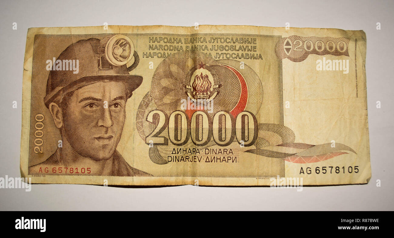 Old Yugoslavian banknotes Stock Photo - Alamy