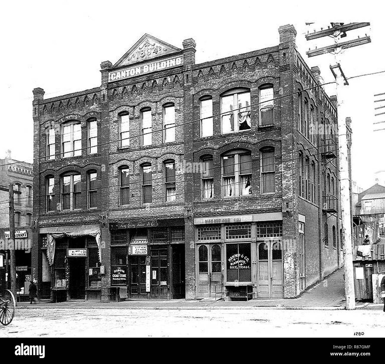 Seattle building historic Black and White Stock Photos & Images - Alamy