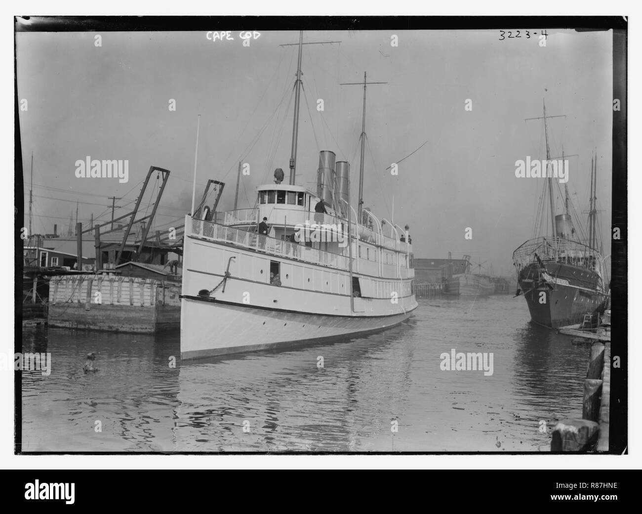 Historical cape cod Black and White Stock Photos & Images - Alamy