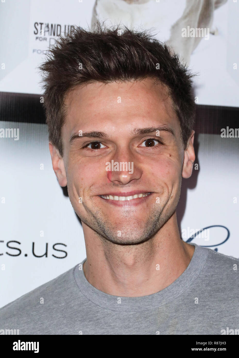 LOS ANGELES, CA, USA - NOVEMBER 11: Hartley Sawyer at the 8th Annual ...
