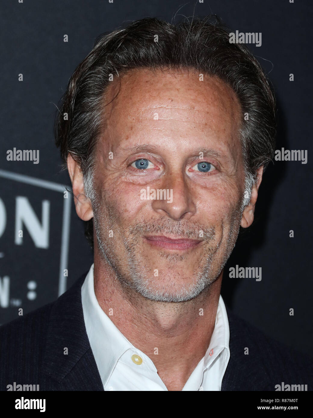BEVERLY HILLS, LOS ANGELES, CA, USA - NOVEMBER 04: Steven Weber at the ...