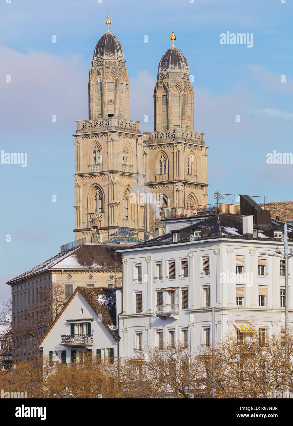 Buildings of the historic part of the city of Zurich along the Limmat ...