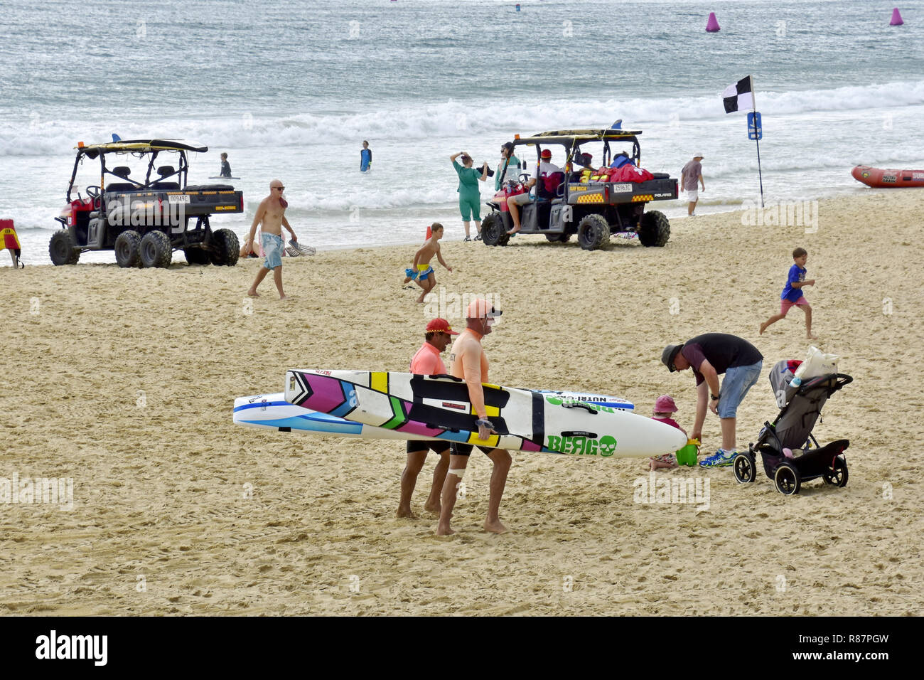 Surf rescue beach buggy hi-res stock photography and images - Alamy