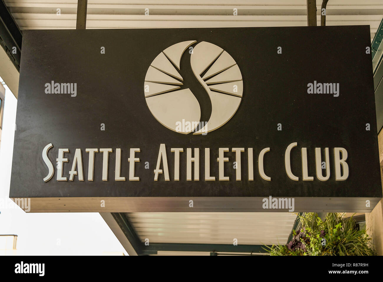 SEATTLE, WA, USA - JUNE 2018: Sign above the entrance to the Seattle ...