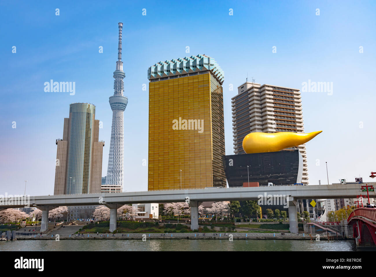 Asahi beer hall hi-res stock photography and images - Alamy