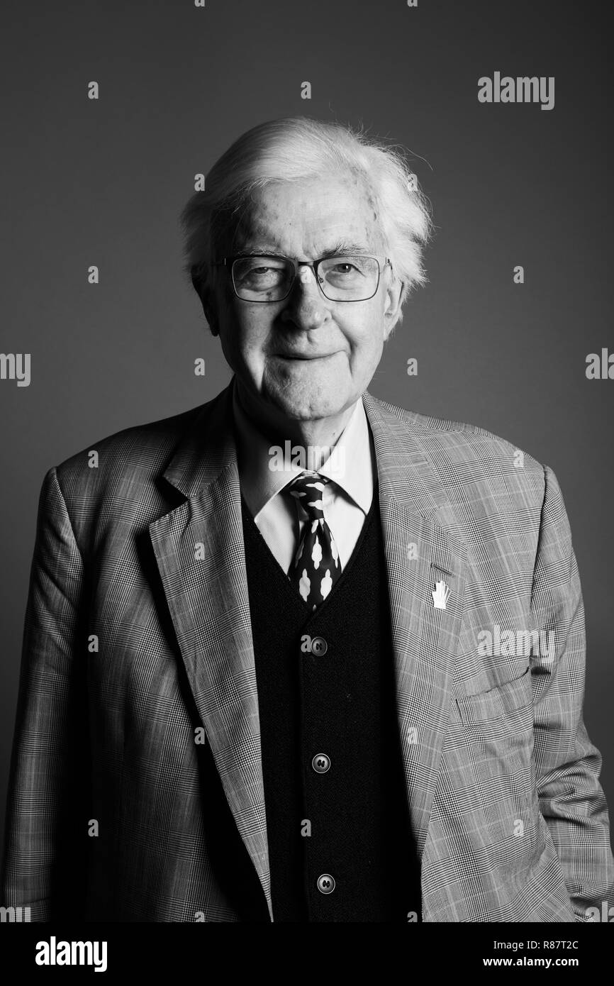 Kenneth baker mp hi-res stock photography and images - Alamy