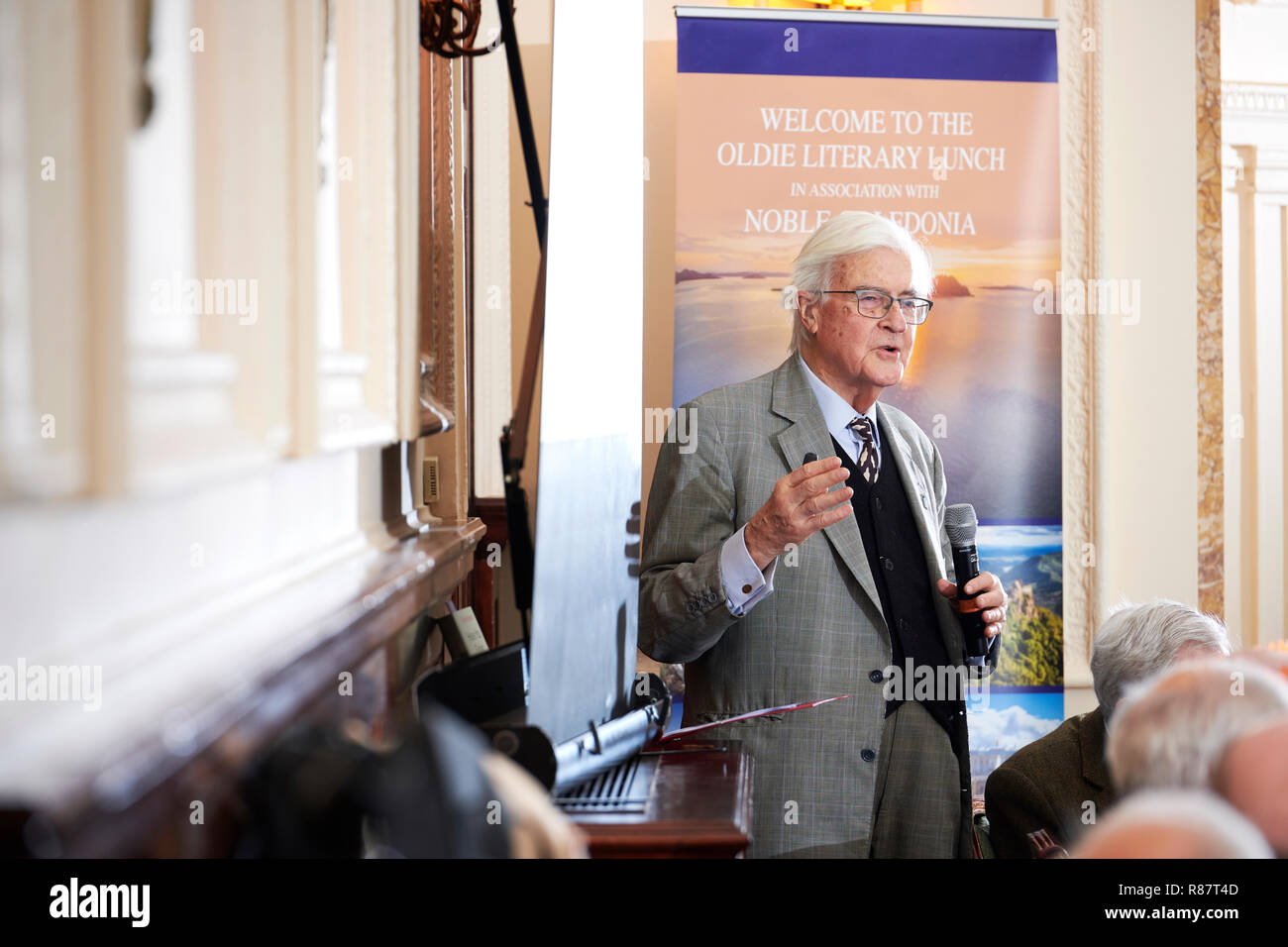 Kenneth baker mp hi-res stock photography and images - Alamy