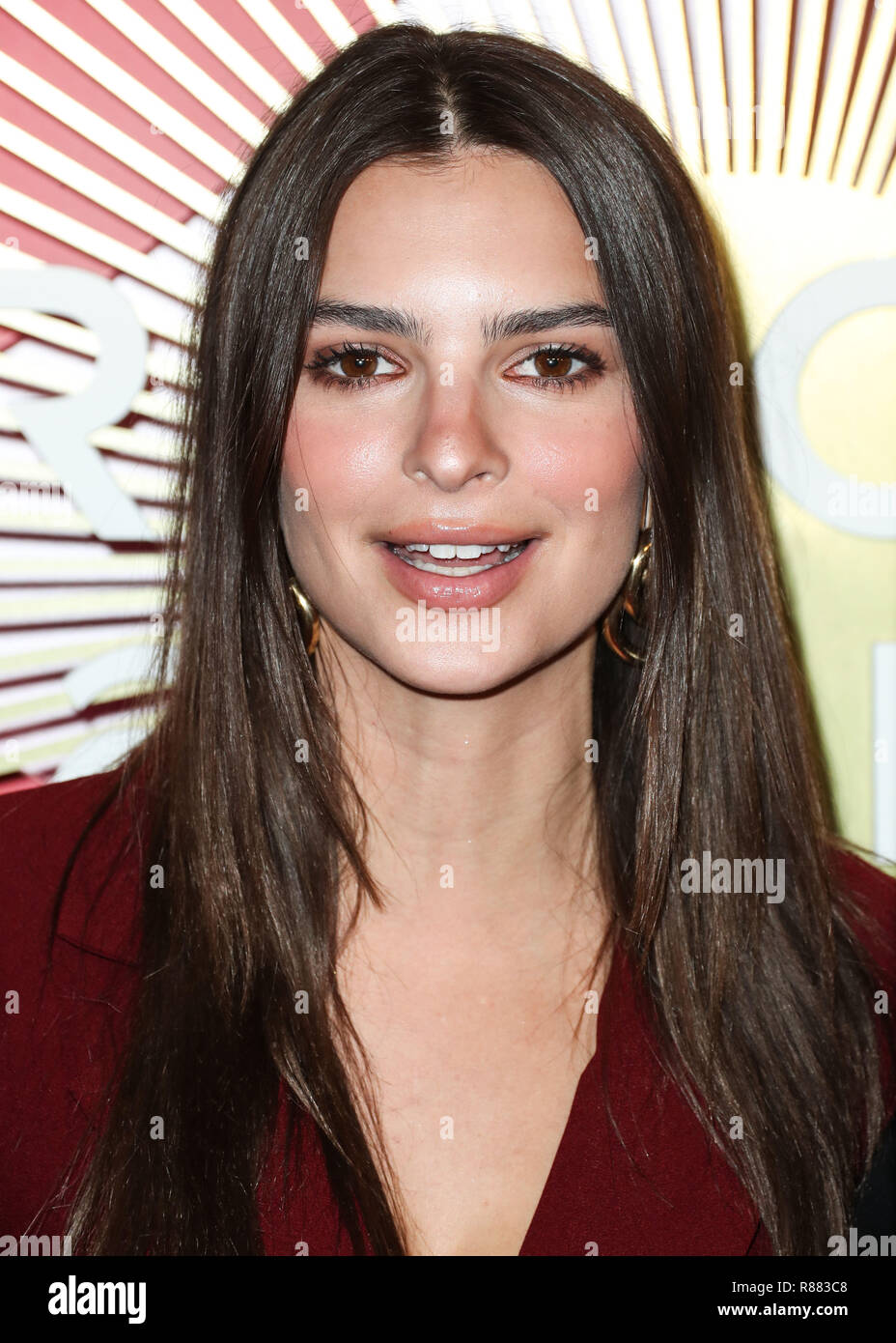 Las Vegas Nv Usa November 09 Emily Ratajkowski At The 2nd Annual