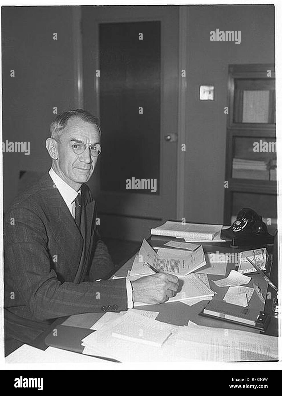 Captain A.B. Reed, U.S. Navy Retired, liaison officer, Navy, and Office ...
