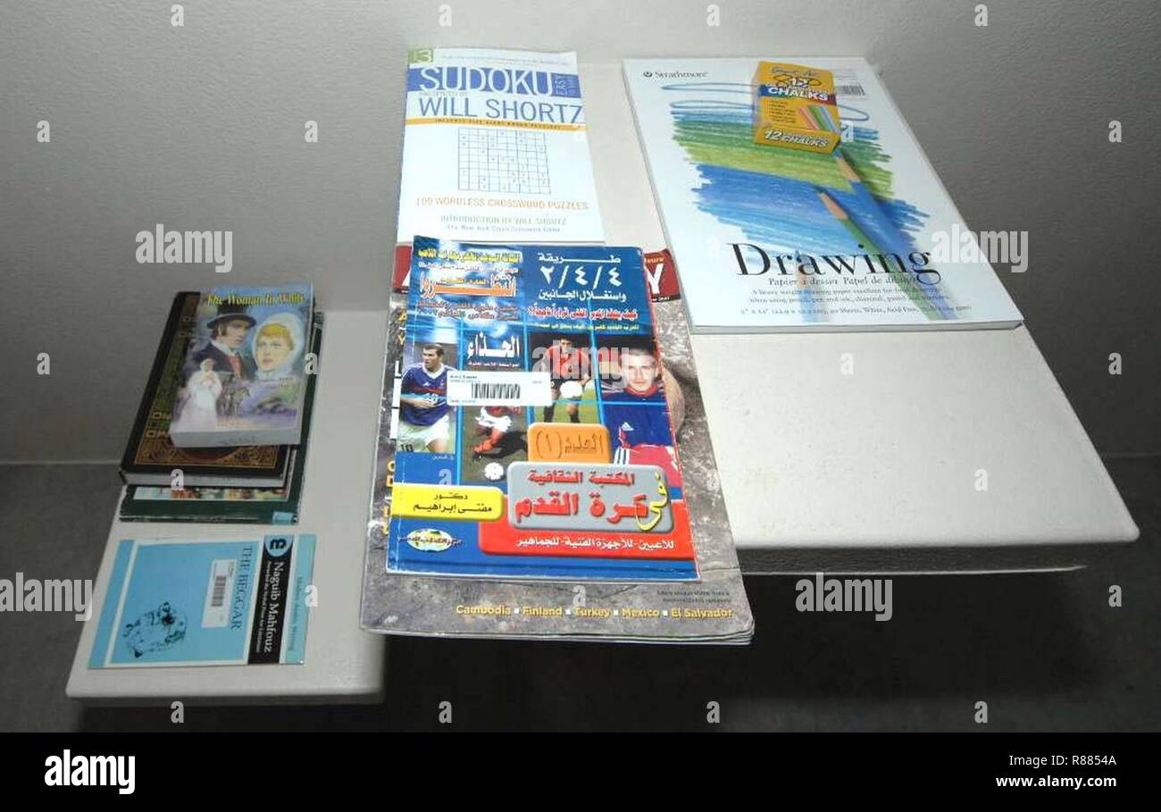 Issue m hi-res stock photography and images - Alamy