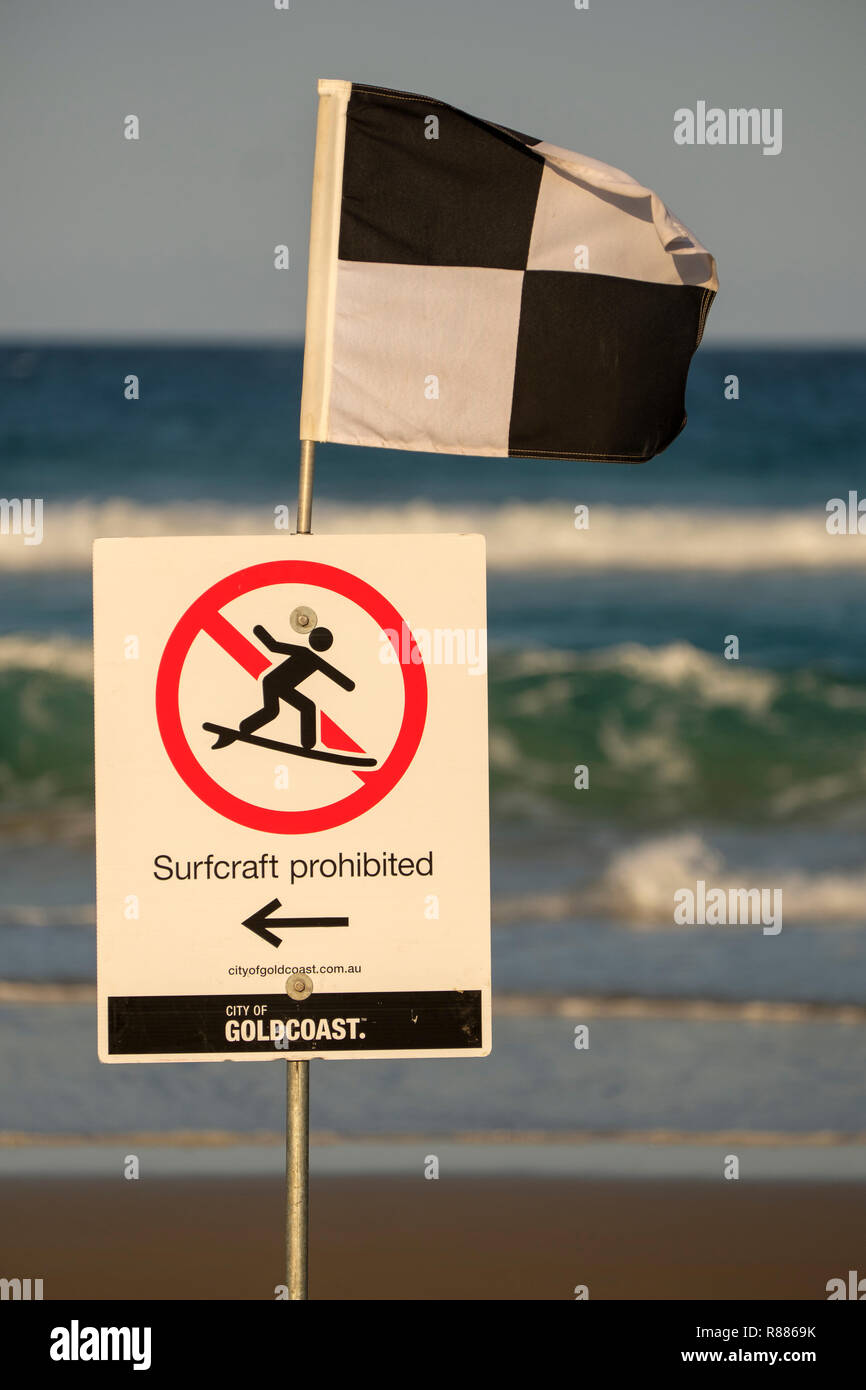 Surf broadbeach gold coast australia hi-res stock photography and ...