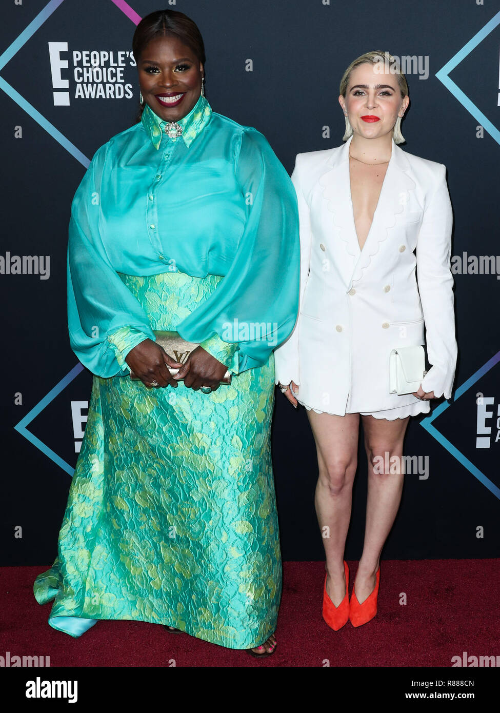 SANTA MONICA, LOS ANGELES, CA, USA - NOVEMBER 11: Retta, Mae Whitman at ...