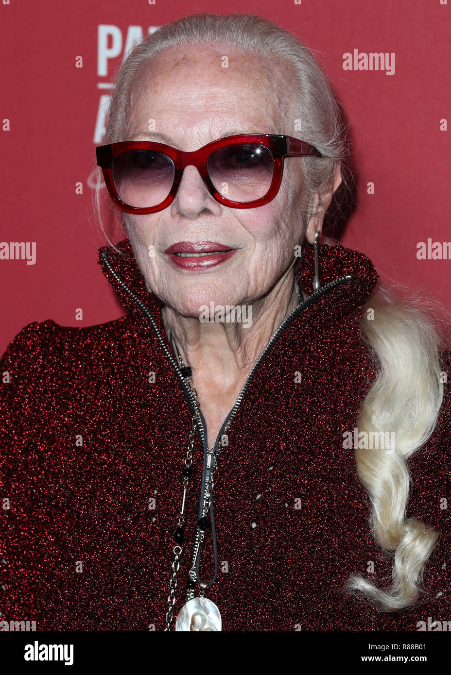 BEVERLY HILLS, LOS ANGELES, CA, USA - NOVEMBER 08: Barbara Bain at the ...