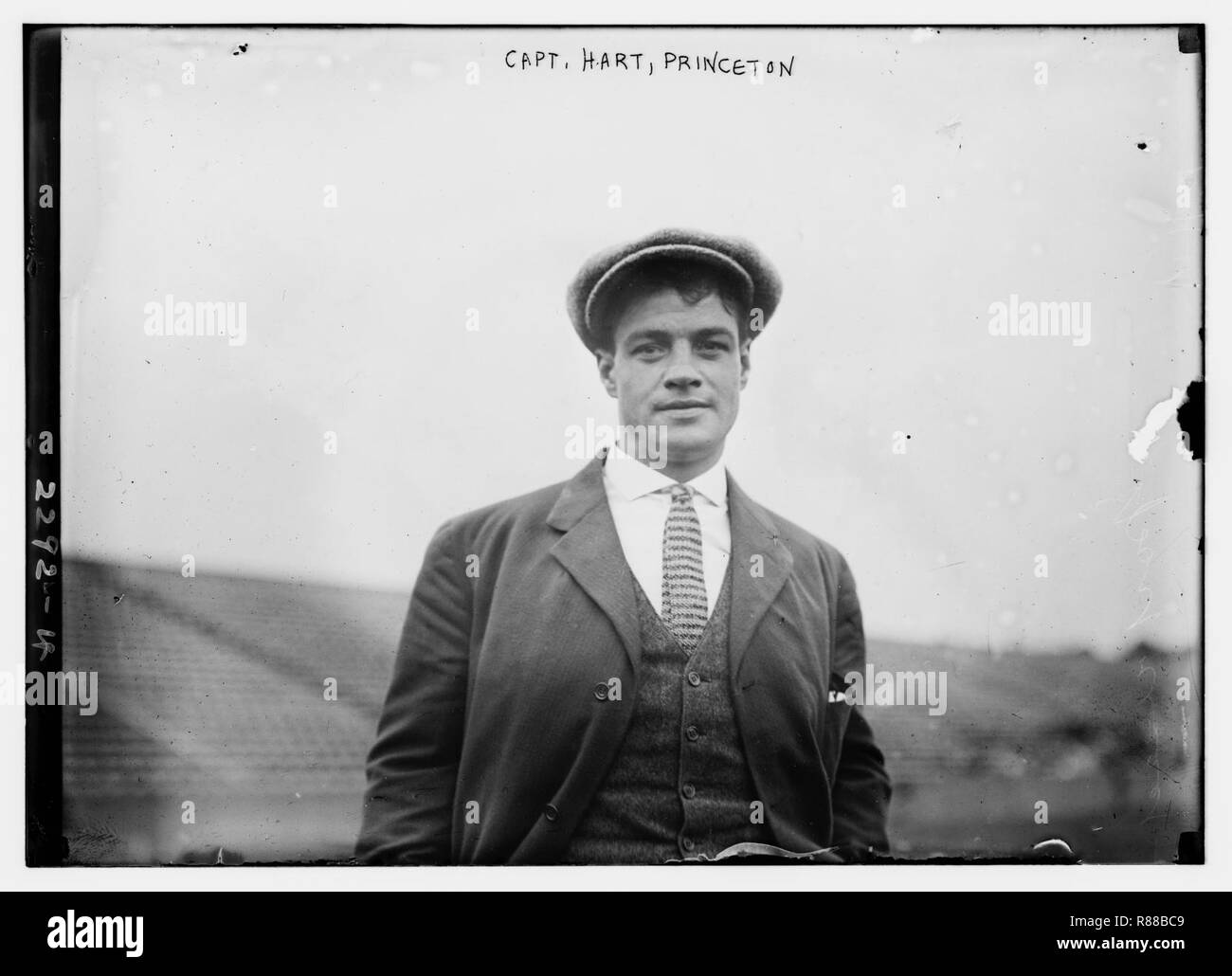 Capt hart hi-res stock photography and images - Alamy