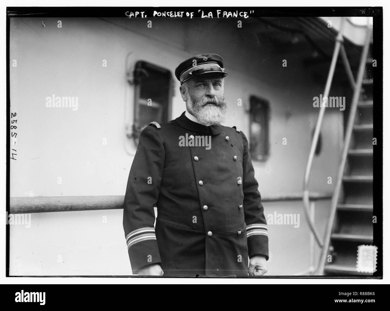 Poncelet hi-res stock photography and images - Alamy